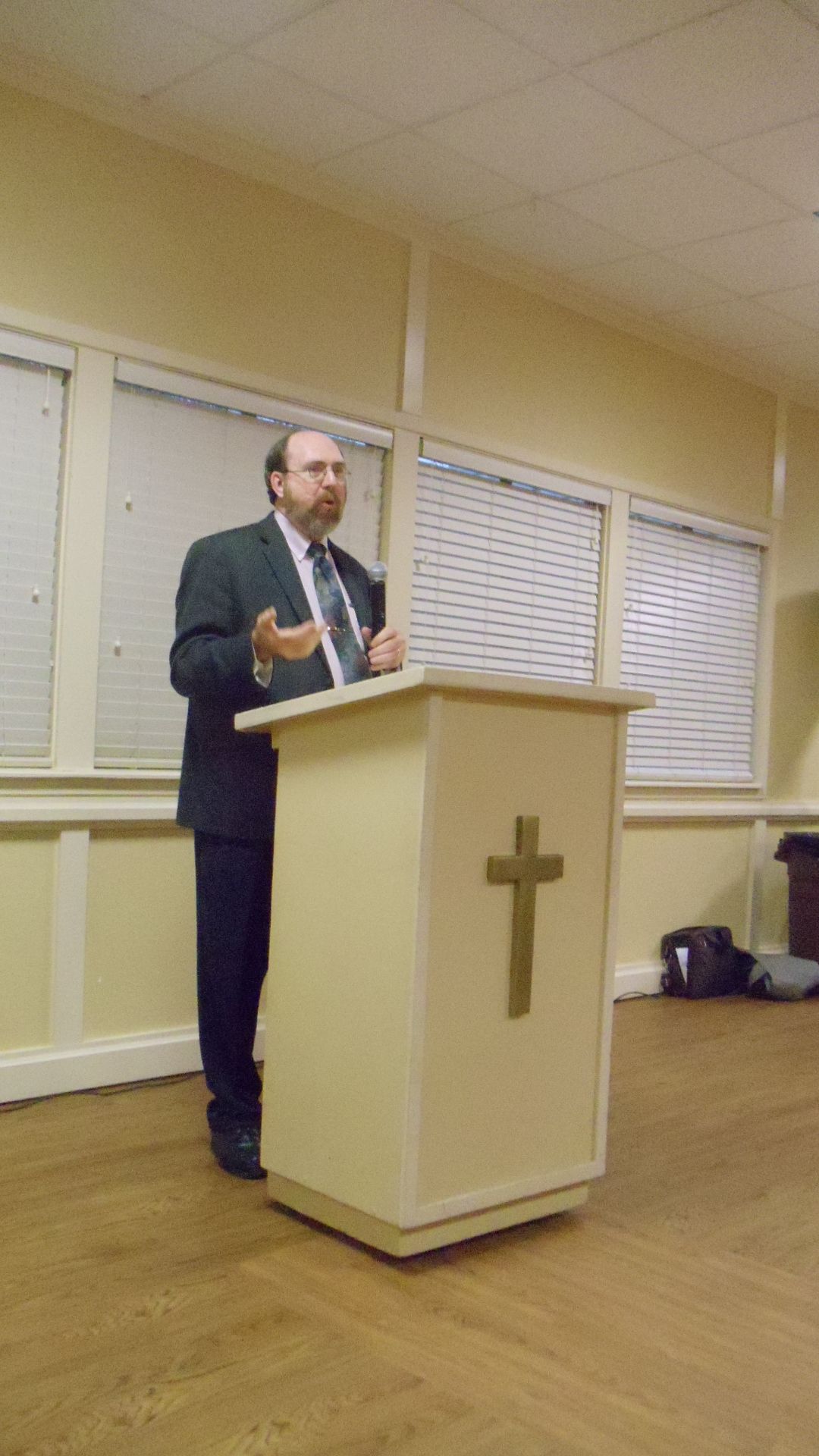 Episcopalian joins other scholars to review Texas textbooks - The North ...