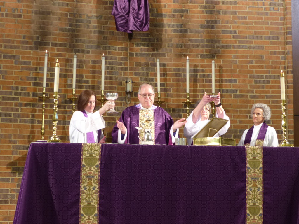 Clergy reaffirm ordination vows - The North Region of the Episcopal ...